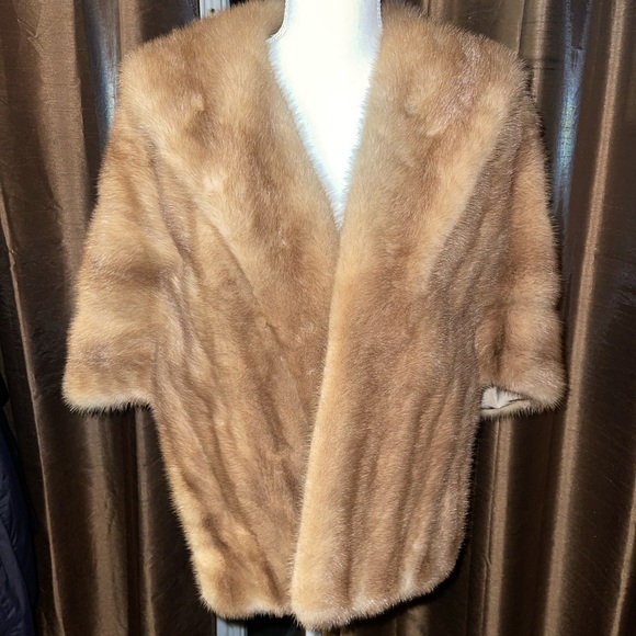 Annis Furs | Jackets & Coats | Vintage 96s Moss Fur Chicago Mink Stole ...